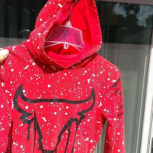 Switch Remarkable | Tops | Switch Remarkable Juniors Splattered Bull ...